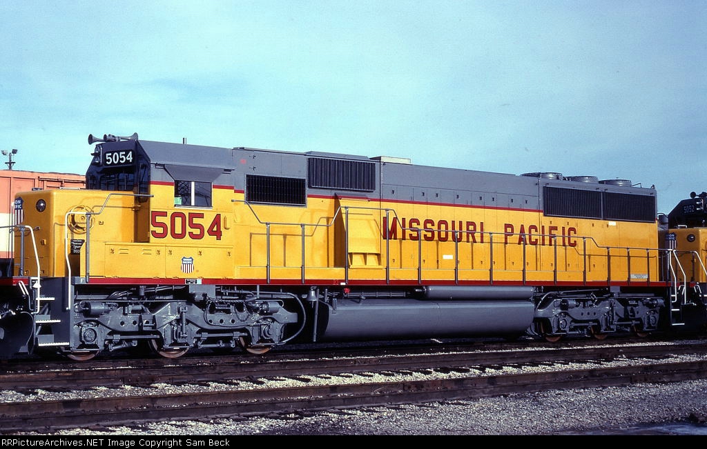 MP 5054--New SD50